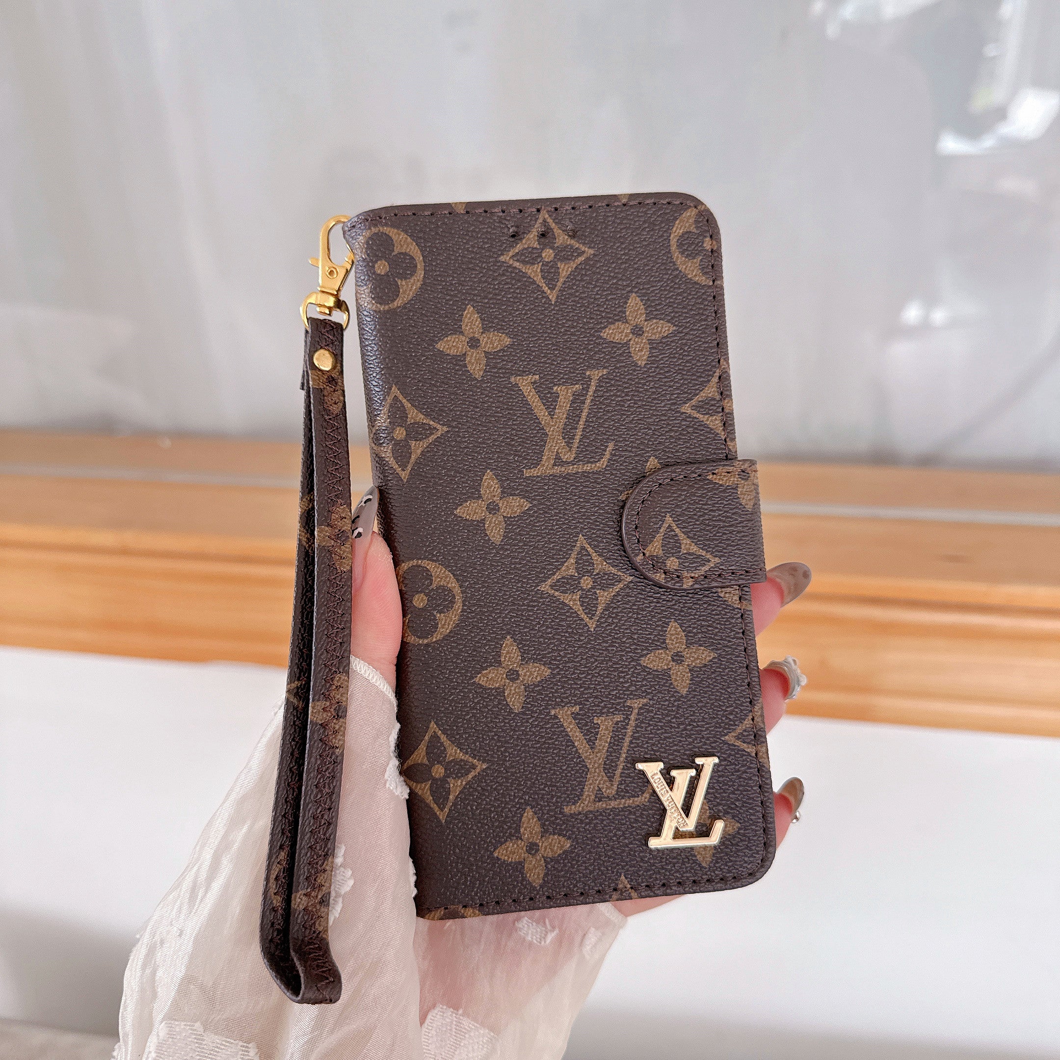 Luxurious Brown LV 2.0 Wallet iPhone Case – CASESFULLY